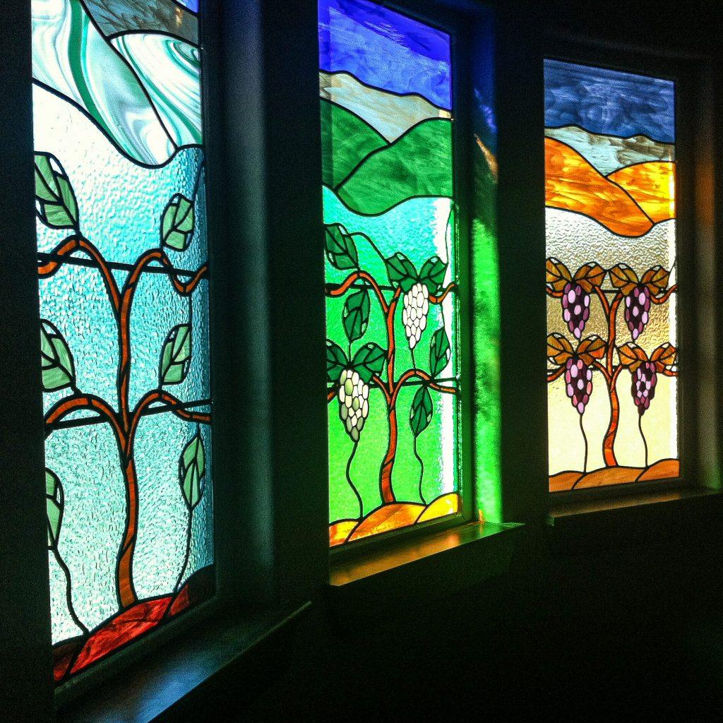 Standout Glass – Dallas Custom Glass Windows and Doors